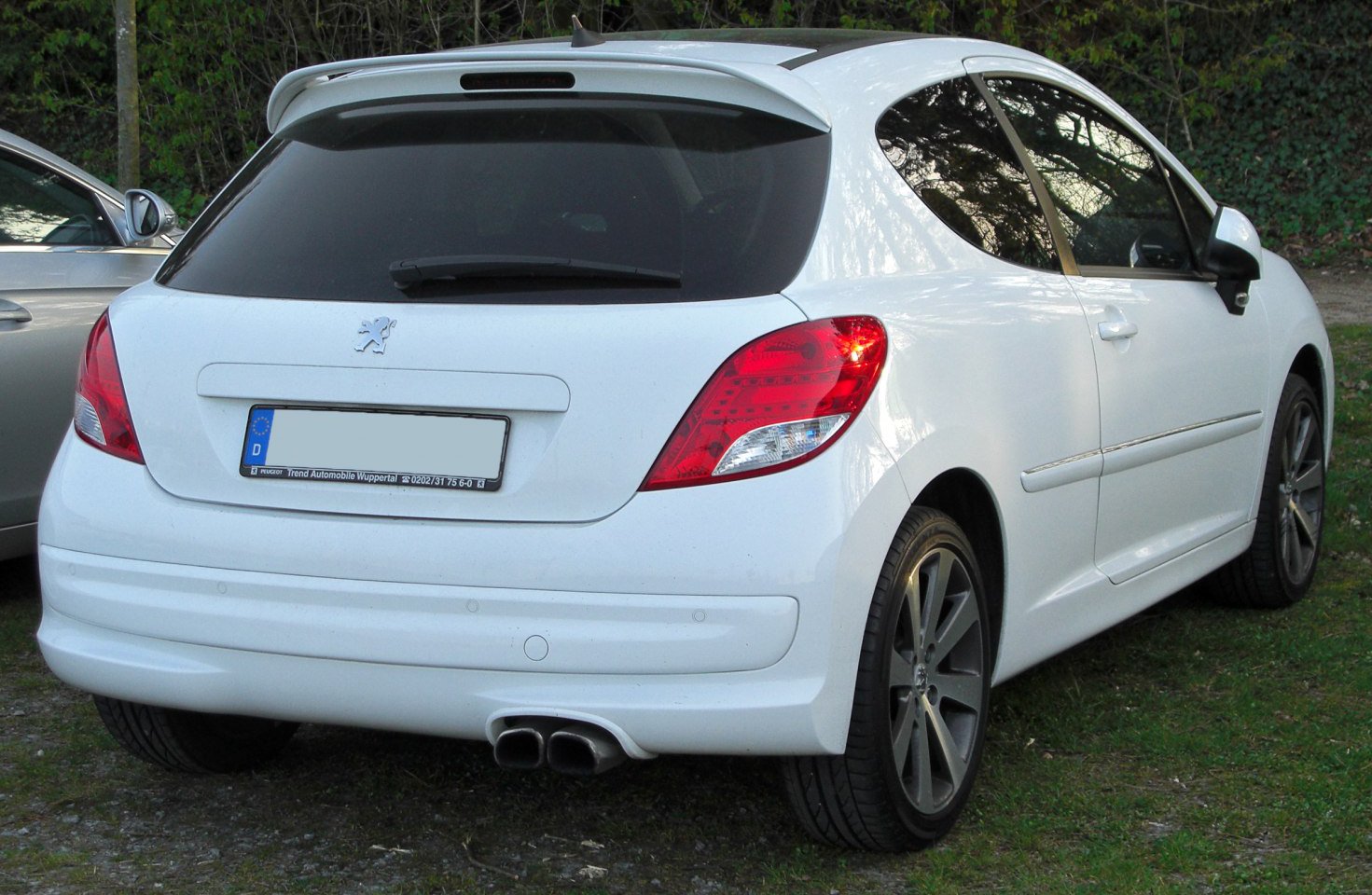 Peugeot 207 technical specifications and fuel economy